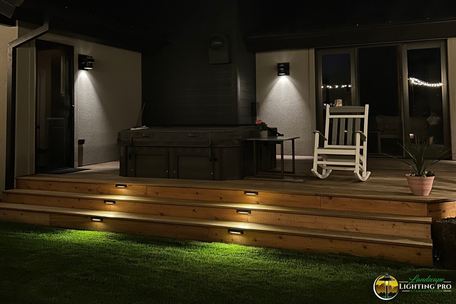 What’s the best way to light the exterior of my home? | Landscape ...